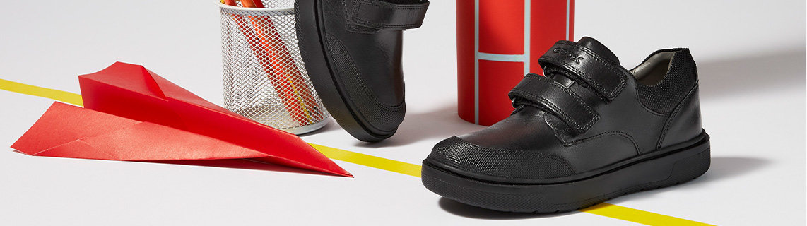 Geox: buty damskie, dziecięce, sandały - Answear.com