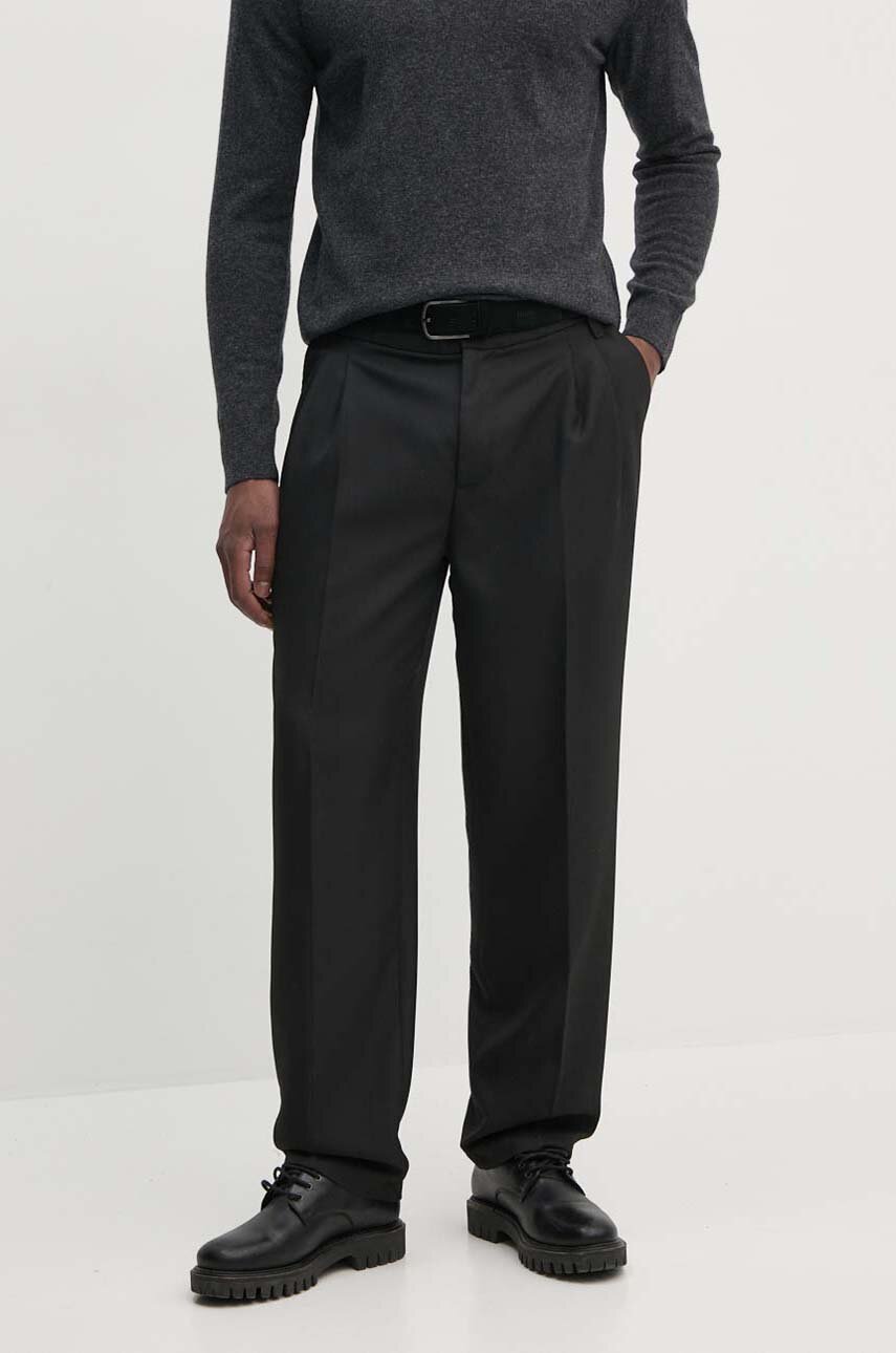 Emporio Armani spodnie męskie kolor czarny dopasowane | Answear.com