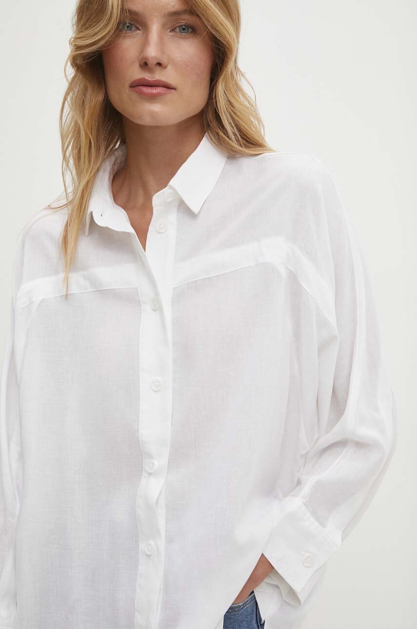 Answear Lab koszula damska kolor biały relaxed z kołnierzykiem klasycznym | Answear.com
