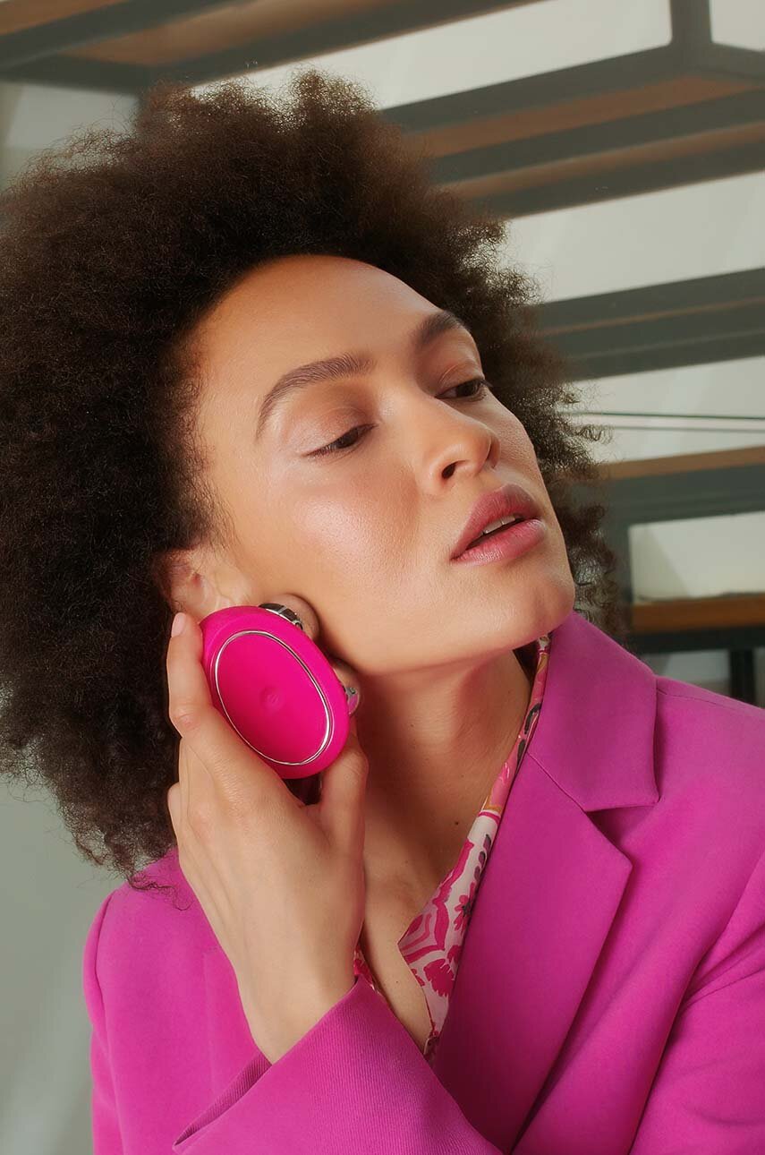 FOREO urządzenie do modelowania twarzy BEAR™ | Answear.com