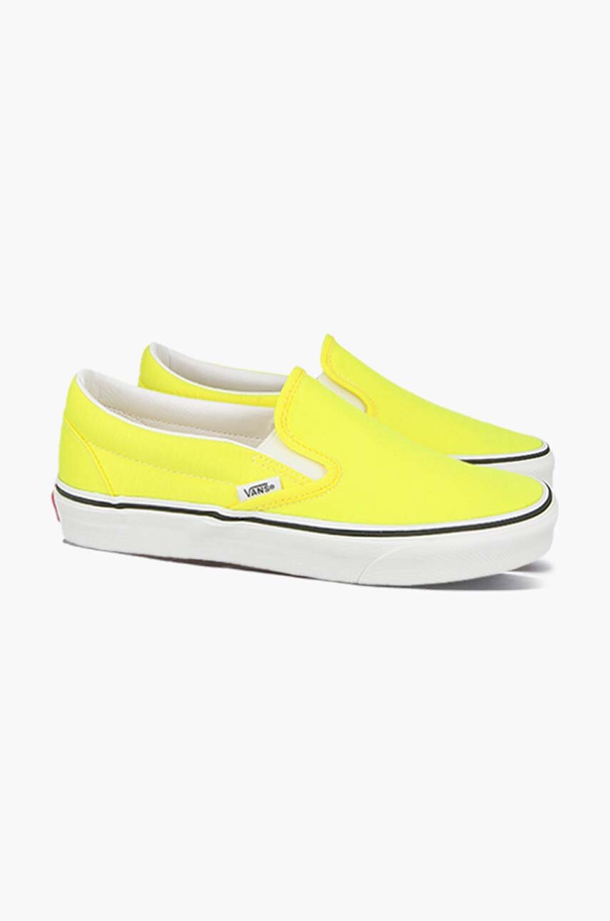 Vans plimsolls Classic Slip-On women's yellow color | buy on PRM