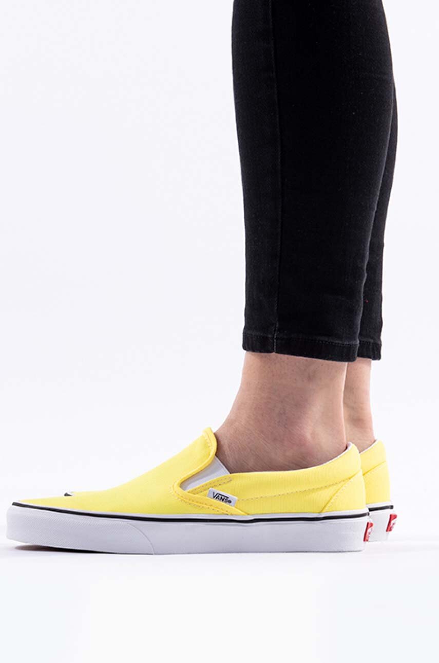 Vans plimsolls Classic Slip-On women's yellow color | buy on PRM