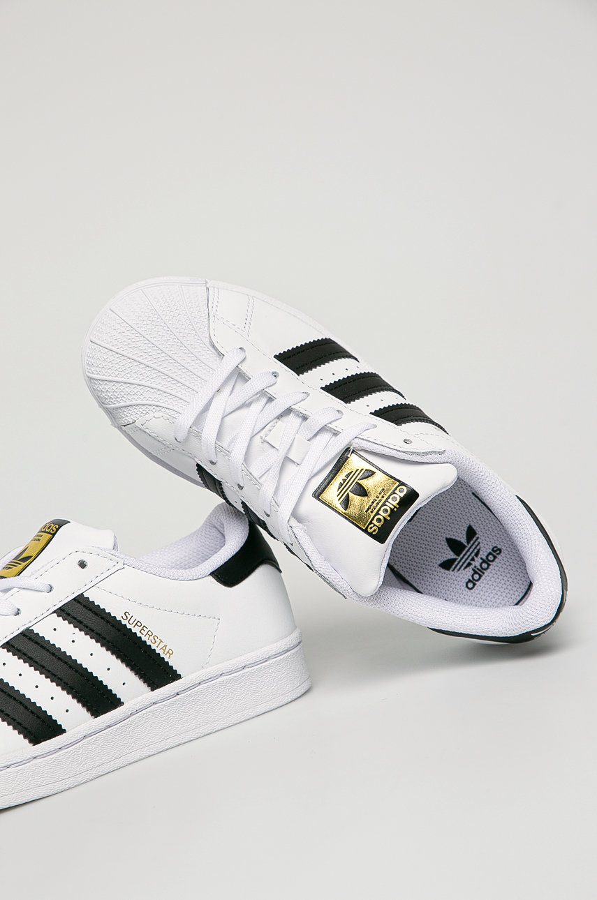 adidas Originals - Buty skórzane dziecięce Superstar FU7714, | Answear.com