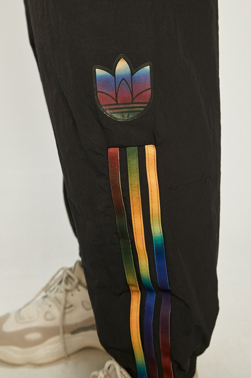 adidas Originals - Pantaloni GD2263 | ANSWEAR.ro