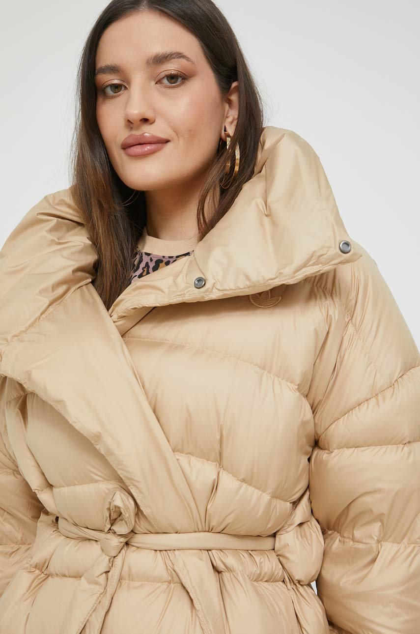 adidas Originals kurtka puchowa damska kolor beżowy przejściowa ...