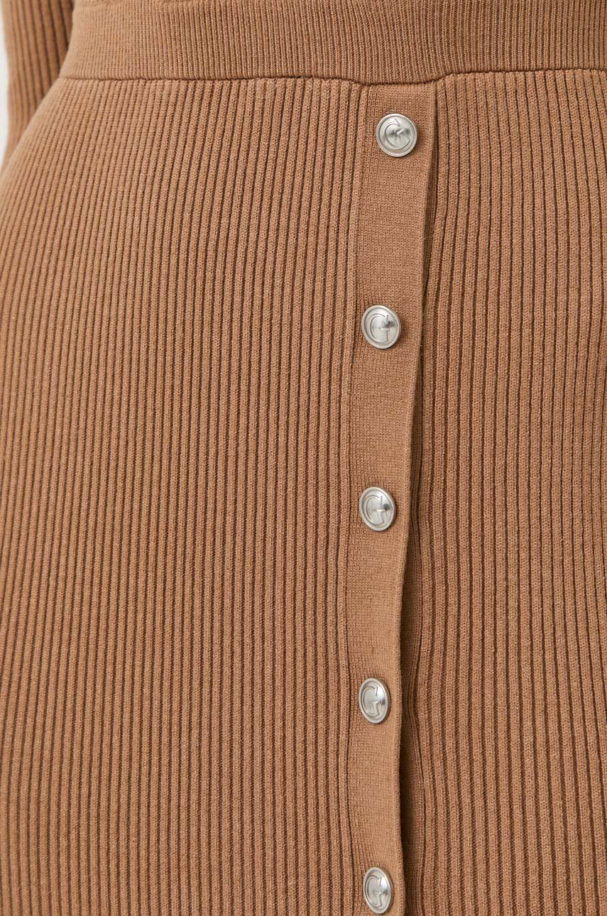 Šaty Guess hnedá farba, mini, priliehavá | ANSWEAR.sk