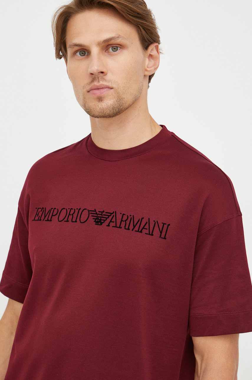 Хлопковая футболка Emporio Armani цвет бордовый с аппликацией | ANSWEAR.ua