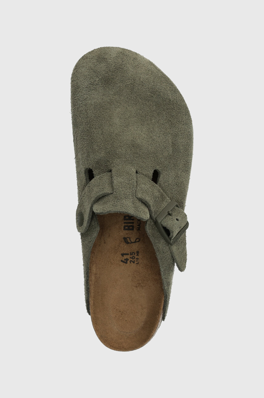 Birkenstock klapki zamszowe Boston męskie kolor zielony 1024721 ...