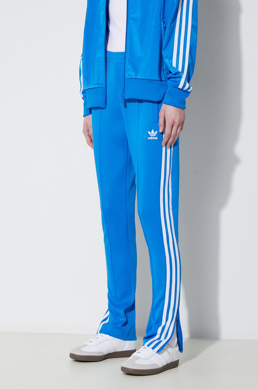 adidas Originals spodnie dresowe kolor niebieski z aplikacją IL8817 w PRM