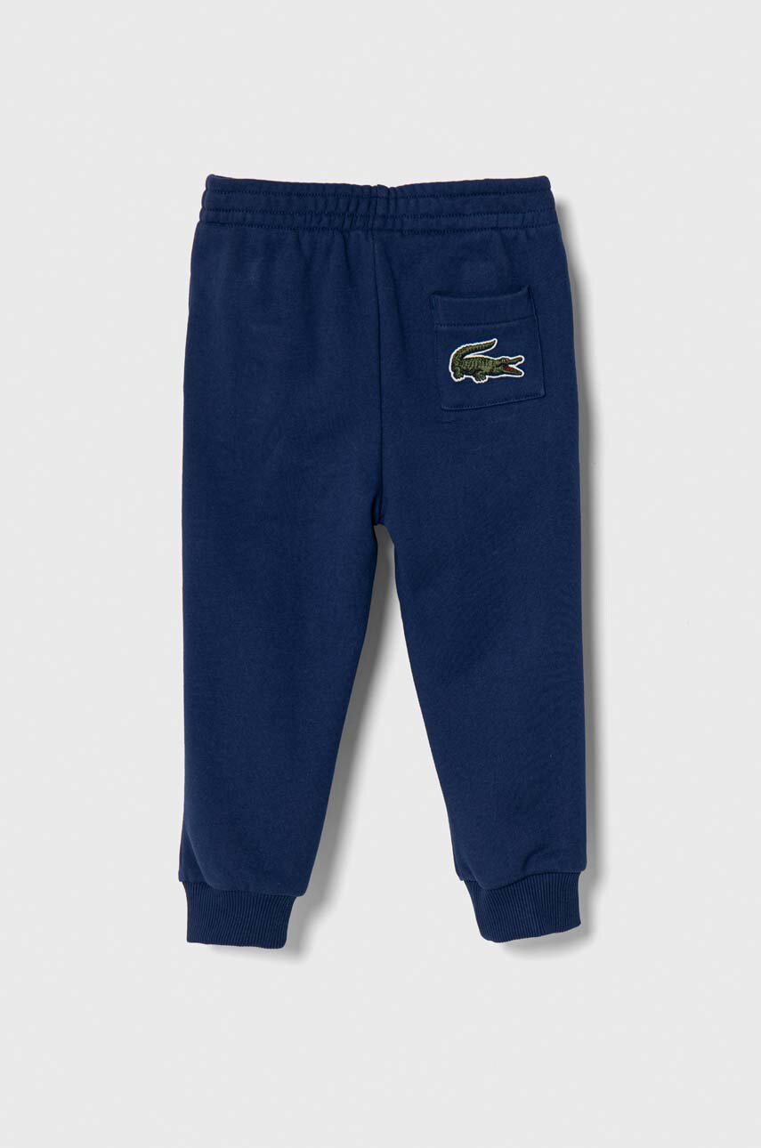 Detské bavlnené tepláky Lacoste s nášivkou | ANSWEAR.sk