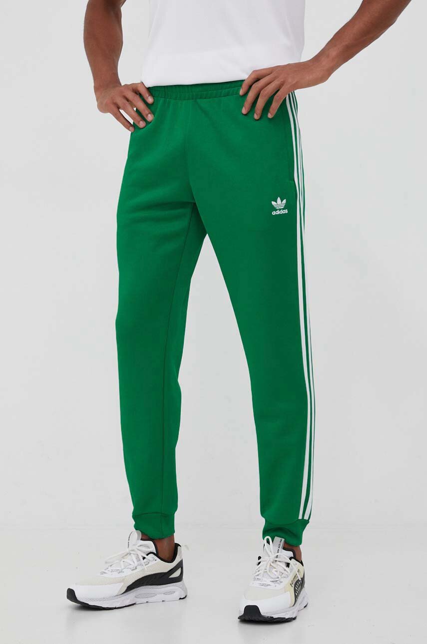 Спортивные штаны adidas Originals цвет зелёный с аппликацией | ANSWEAR.ua