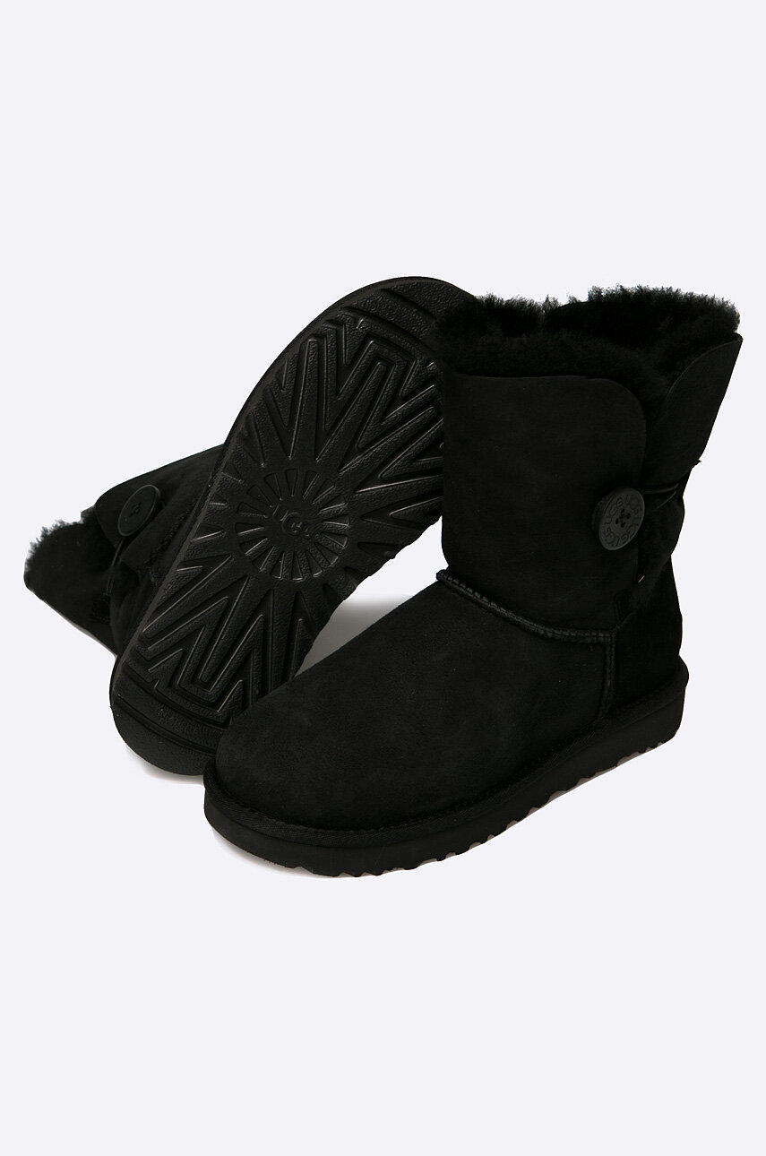 UGG Bailey Button II women's black color 1016226.BLK at PRM US