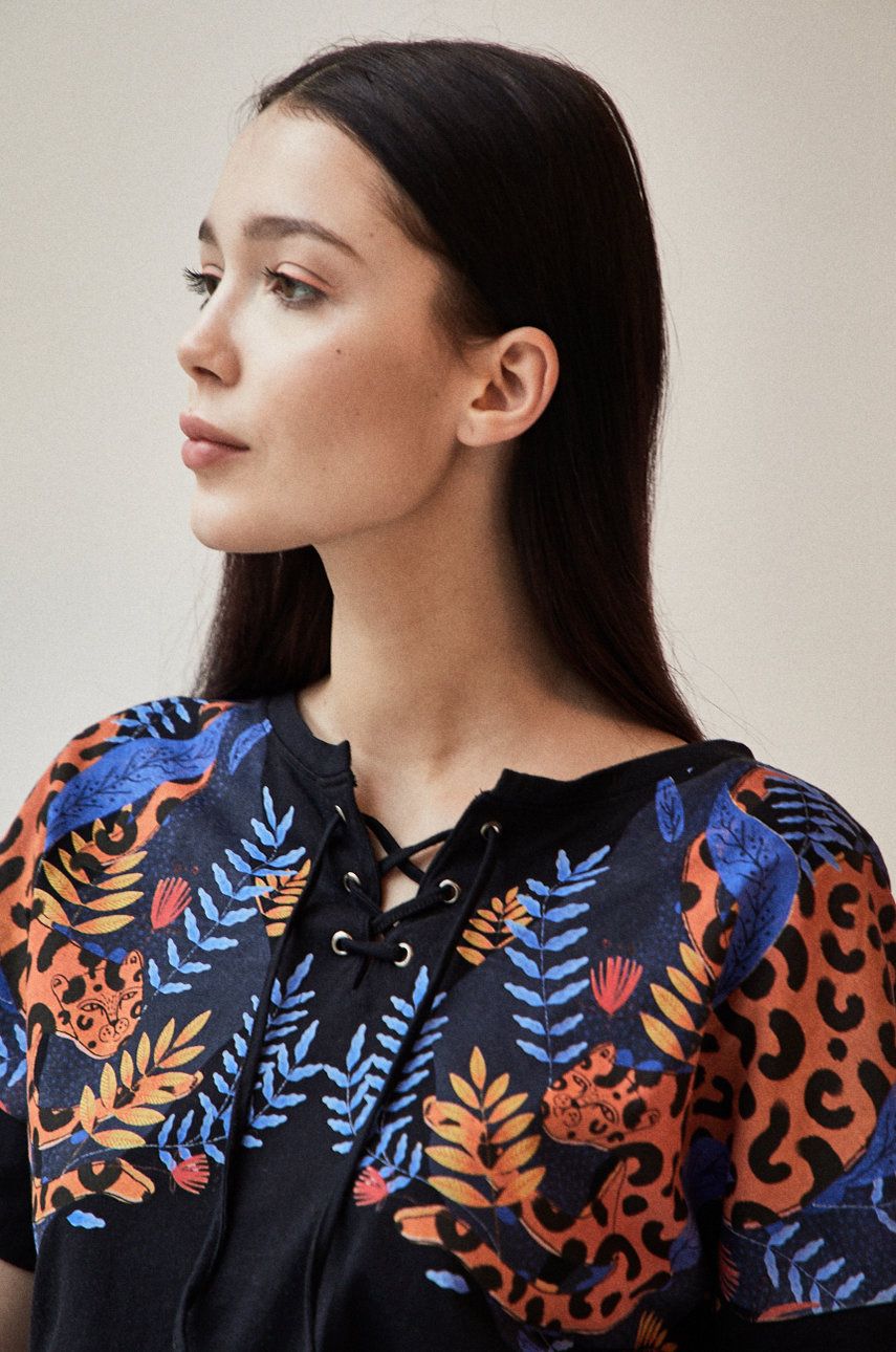 Top by Anna Rudak czarny | kup na wearmedicine.com