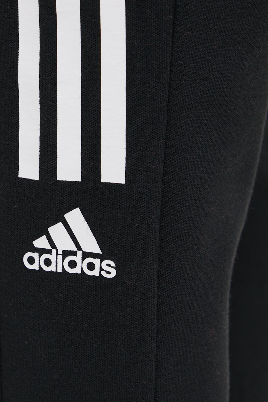 adidas spodnie HD1771 damskie kolor czarny z nadrukiem | Answear.com