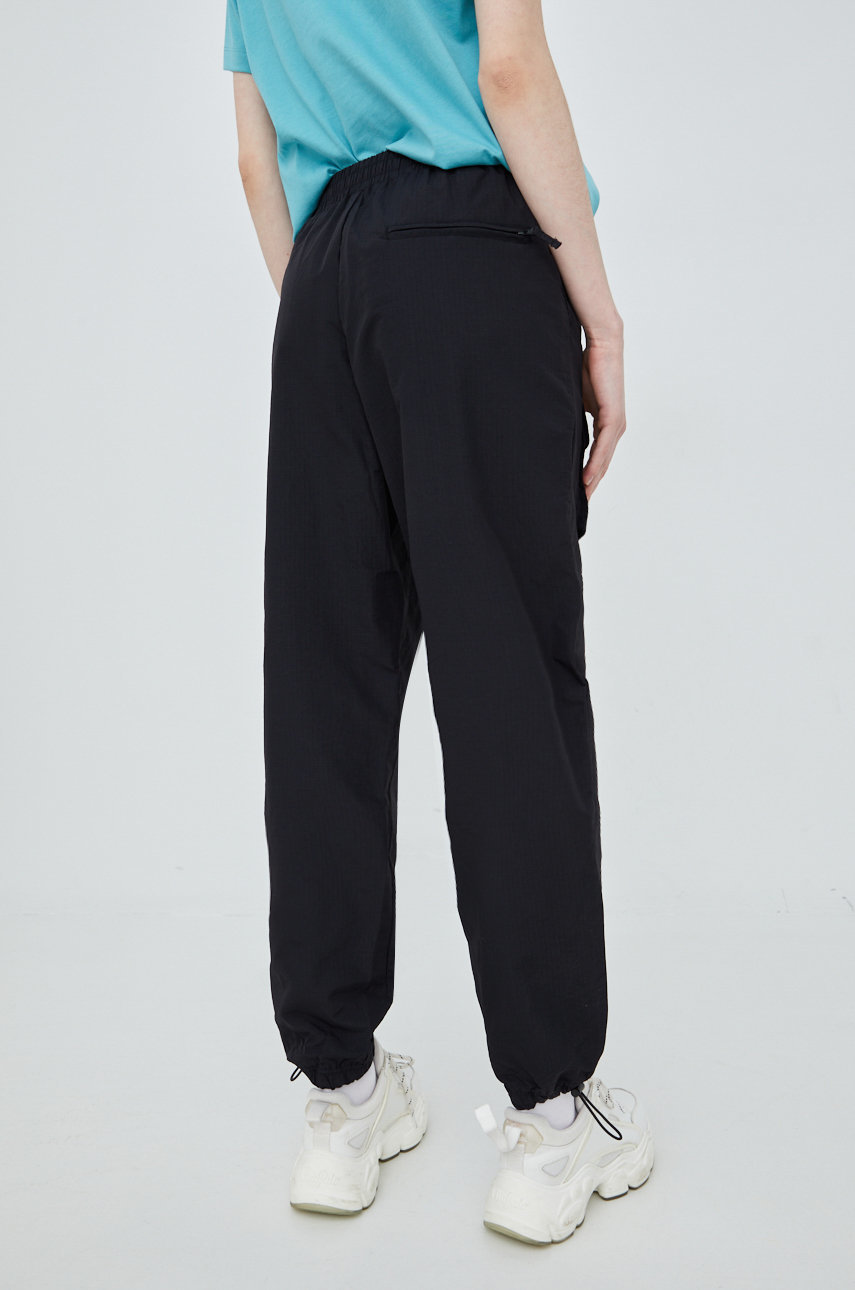 huf-spodnie-damskie-kolor-czarny-g-adkie-answear