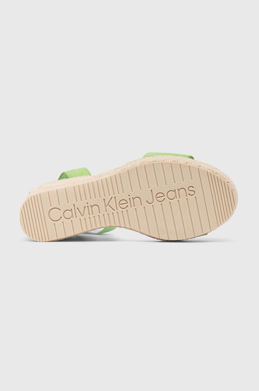 Semišové sandále Calvin Klein Jeans WEDGE SANDAL SU CON dámske, zelená ...