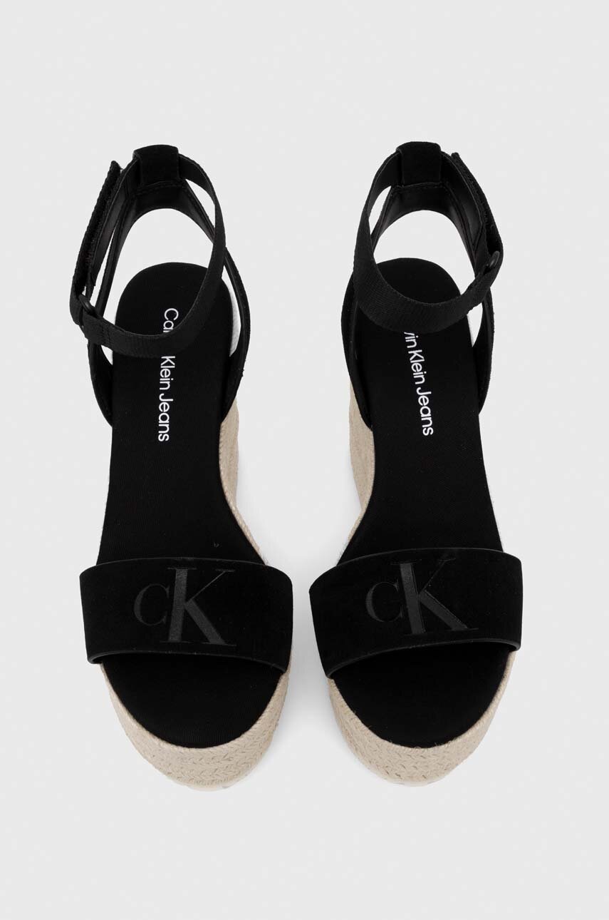 Calvin Klein Jeans sandale din piele intoarsa WEDGE SANDAL SU CON femei ...