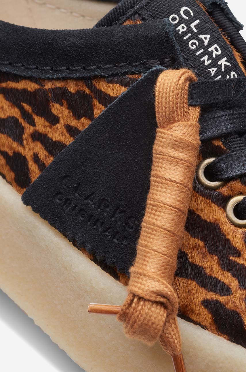 Clarks suede plimsolls Tor Hoop brown color 26172602 at PRM US