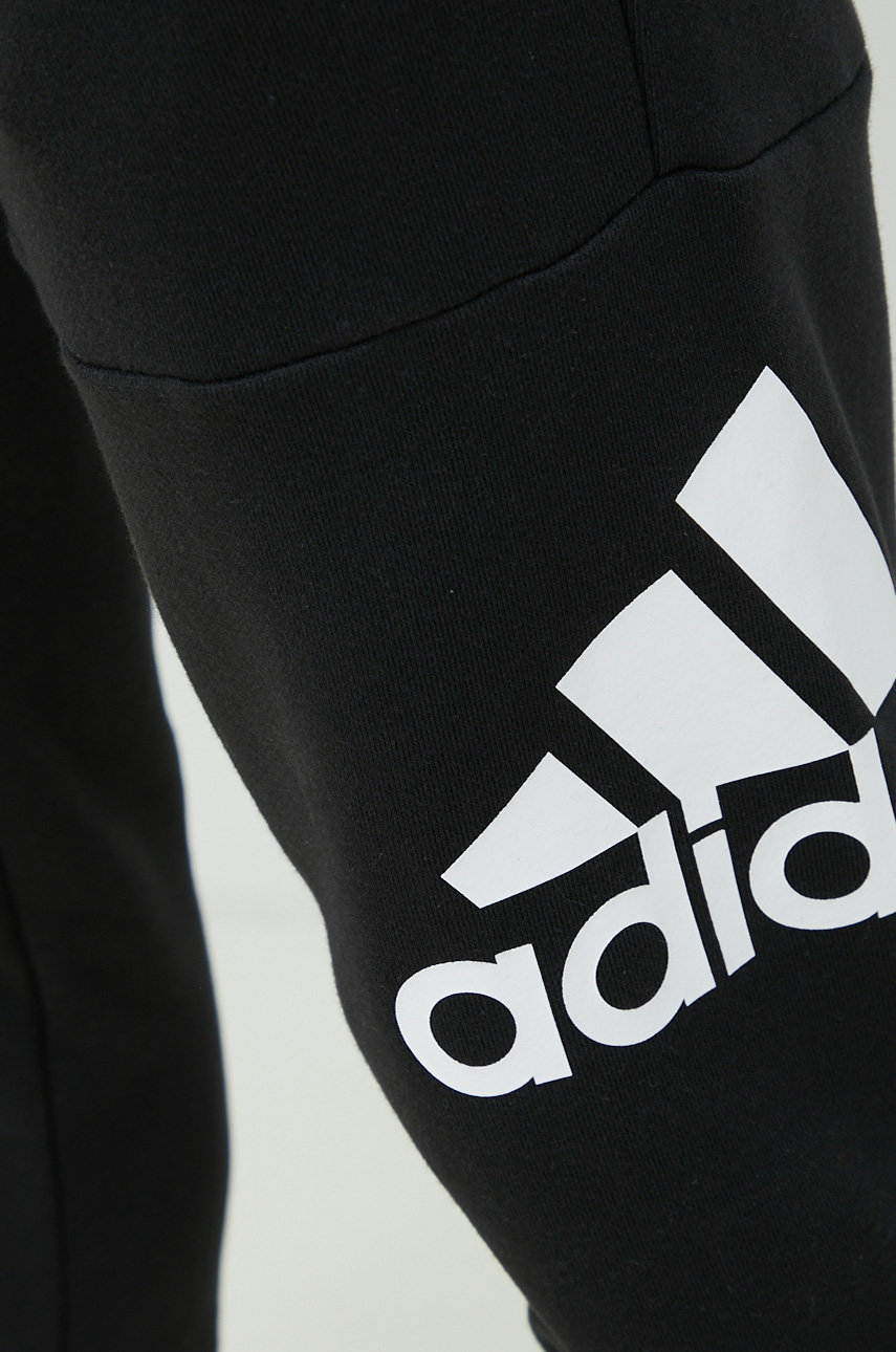 adidas spodnie dresowe bawełniane Essentials męskie kolor czarny z ...
