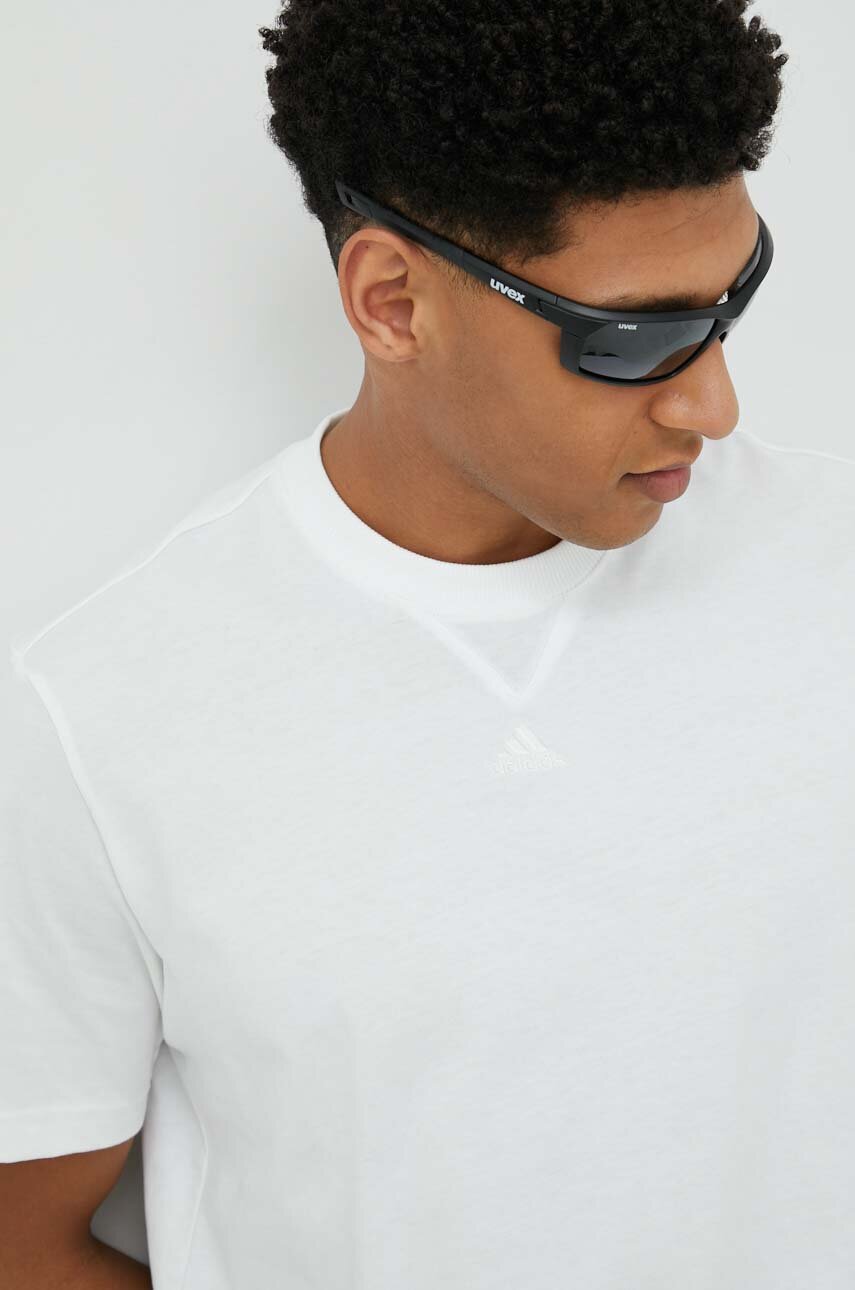 Bavlnené tričko adidas biela farba, s nášivkou, IC9788 | ANSWEAR.sk