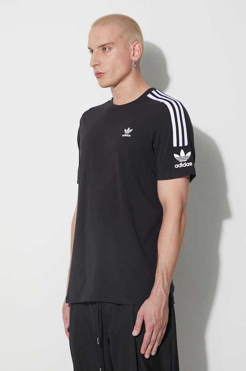 Bavlnené tričko adidas Originals IA6344-BLACK, čierna farba, s nášivkou ...