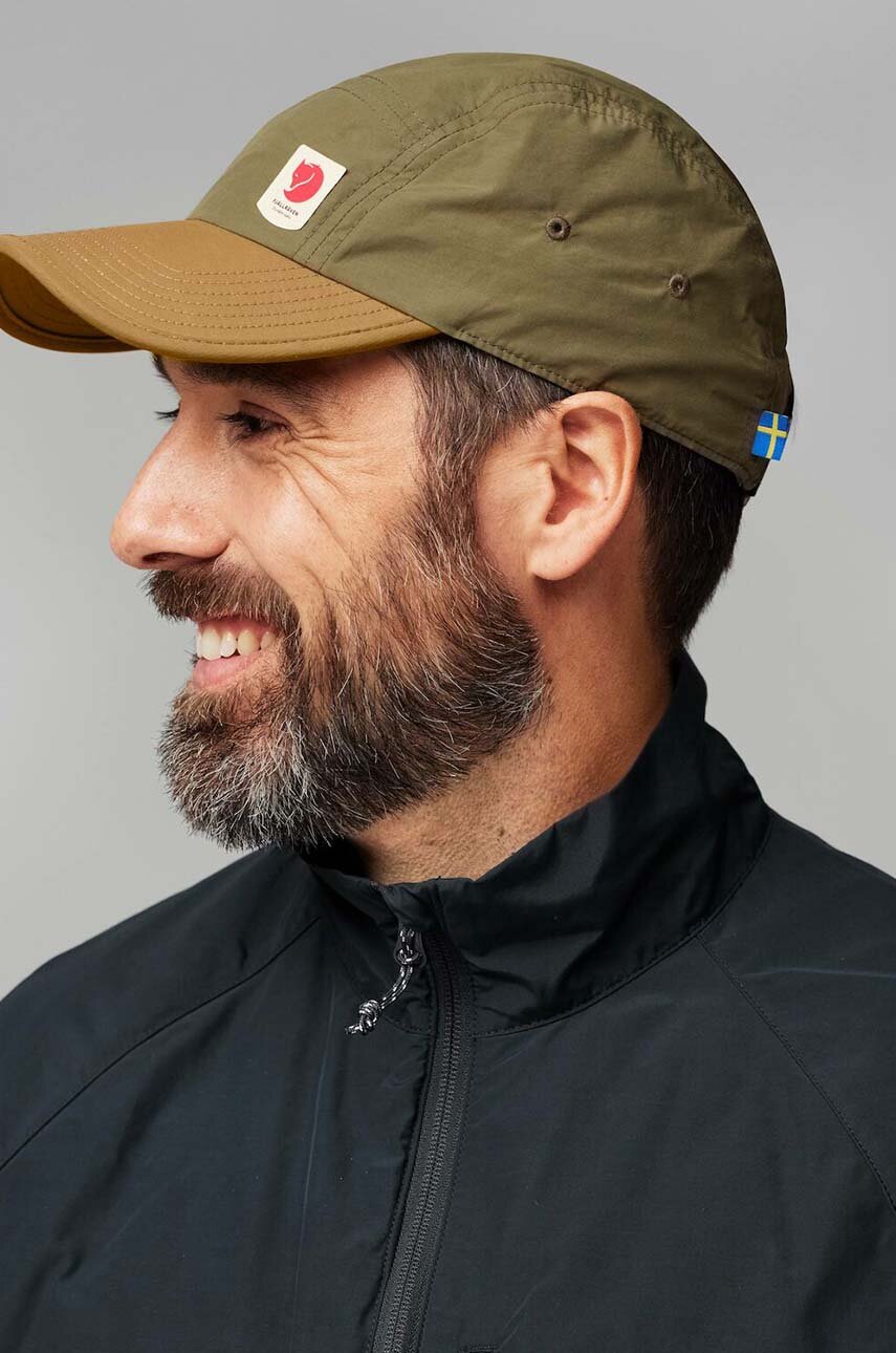 Fjallraven baseball cap High Coast Wind Cap green color F12100004.620. ...