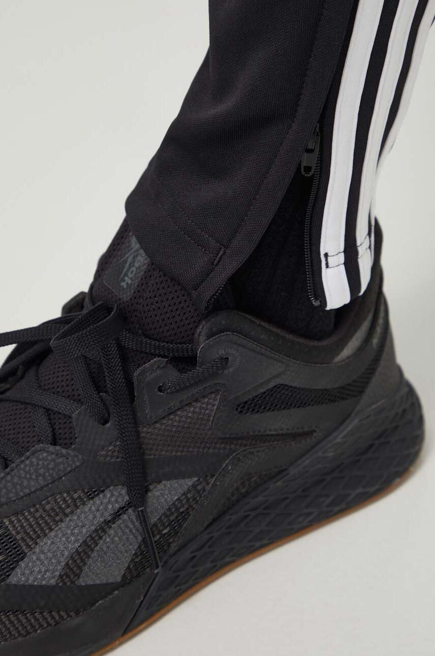 adidas Performance spodnie treningowe Tiro 24 kolor czarny wzorzyste ...