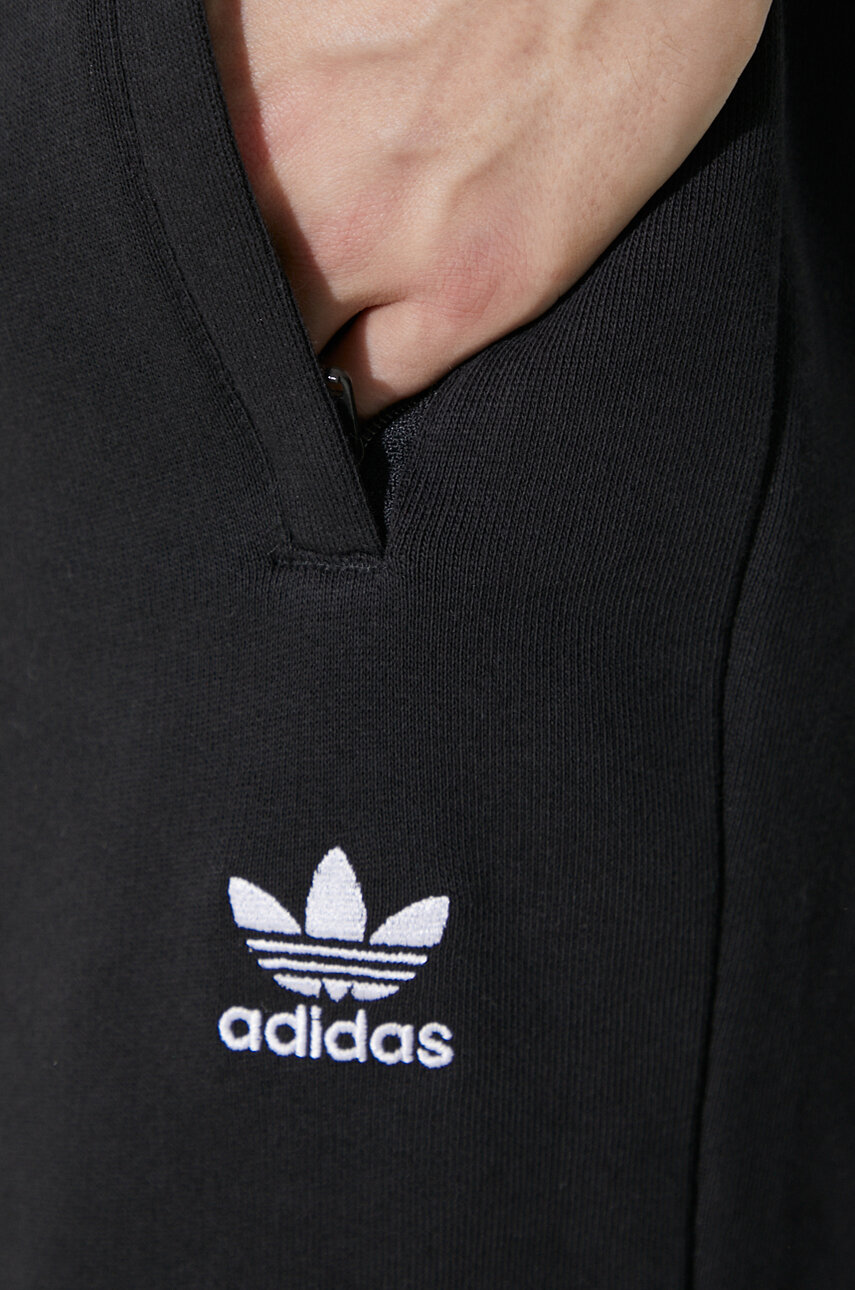 Бавовняні шорти adidas Originals Essential колір чорний IR6849 | ANSWEAR.ua