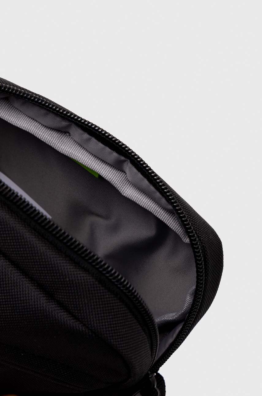 Malá taška Quiksilver čierna farba | ANSWEAR.sk