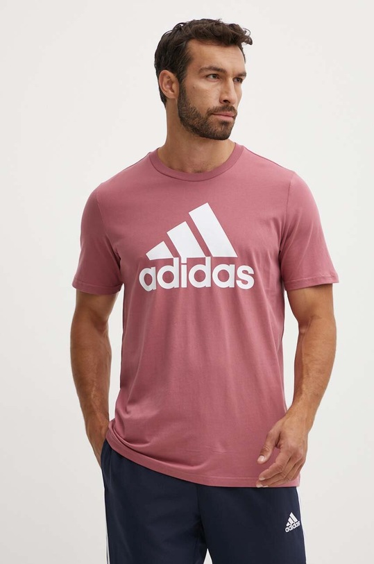 adidas t-shirt bawełniany Essentials męski kolor różowy z nadrukiem ...