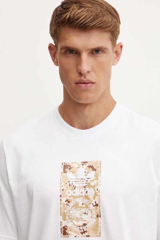 Памучна тениска adidas Originals в бежово с принт IX6743 | ANSWEAR.bg