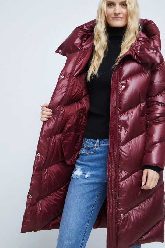 Płaszcz puchowy damski ocieplany kolor bordowy | zamów na wearmedicine.com