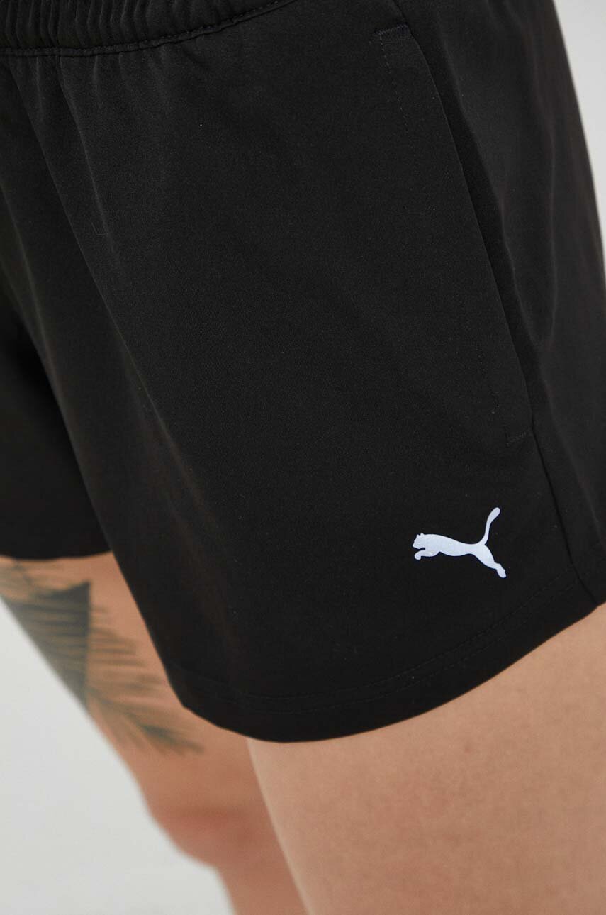 Къс панталон за трениране Puma Performance в черно с изчистен дизайн ...