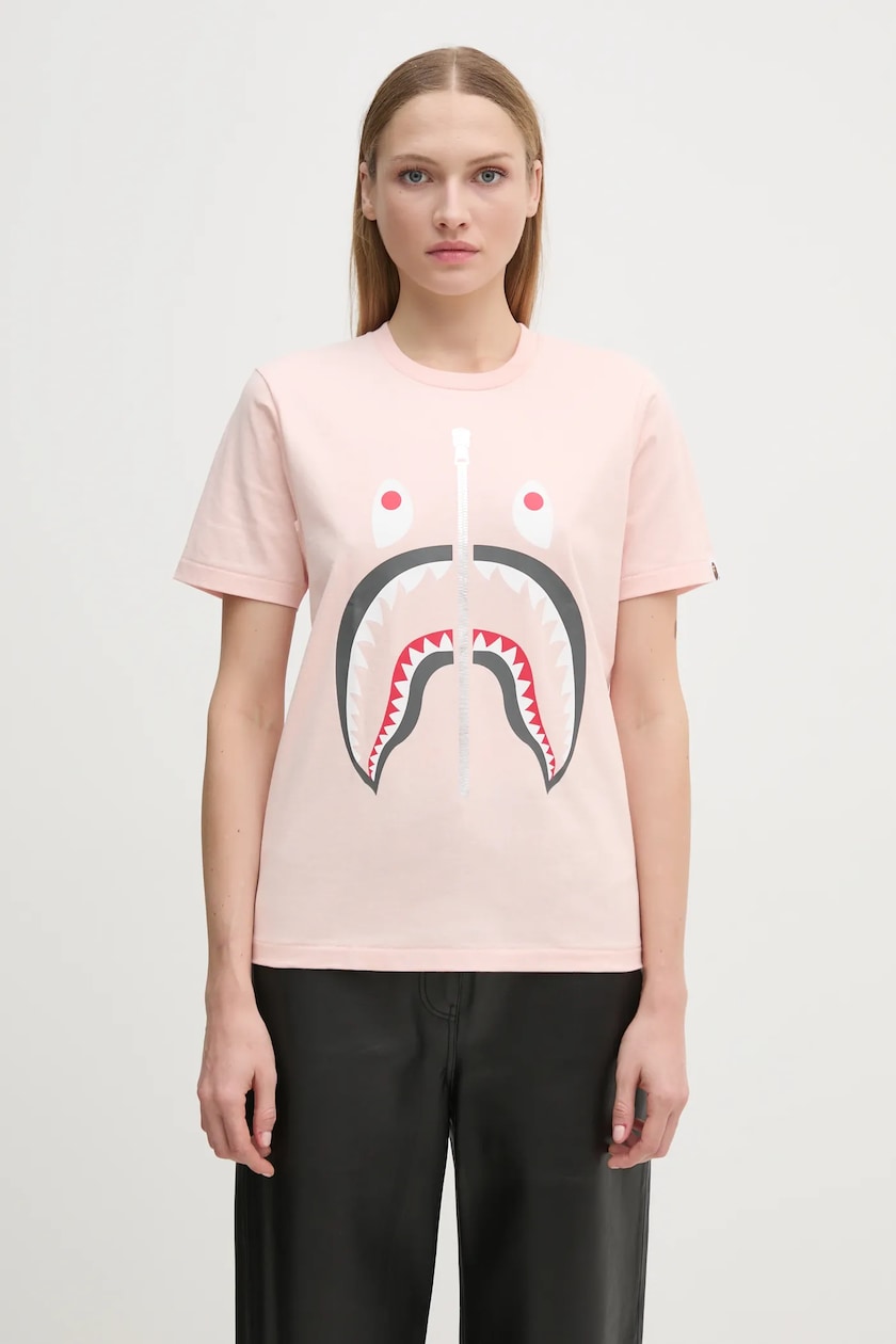 A Bathing Ape cotton t-shirt BABY LISA ON BAPE TEE PRM EU A Bathing Ape cotton t-shirt BABY LISA ON BAPE TEE PRM EU