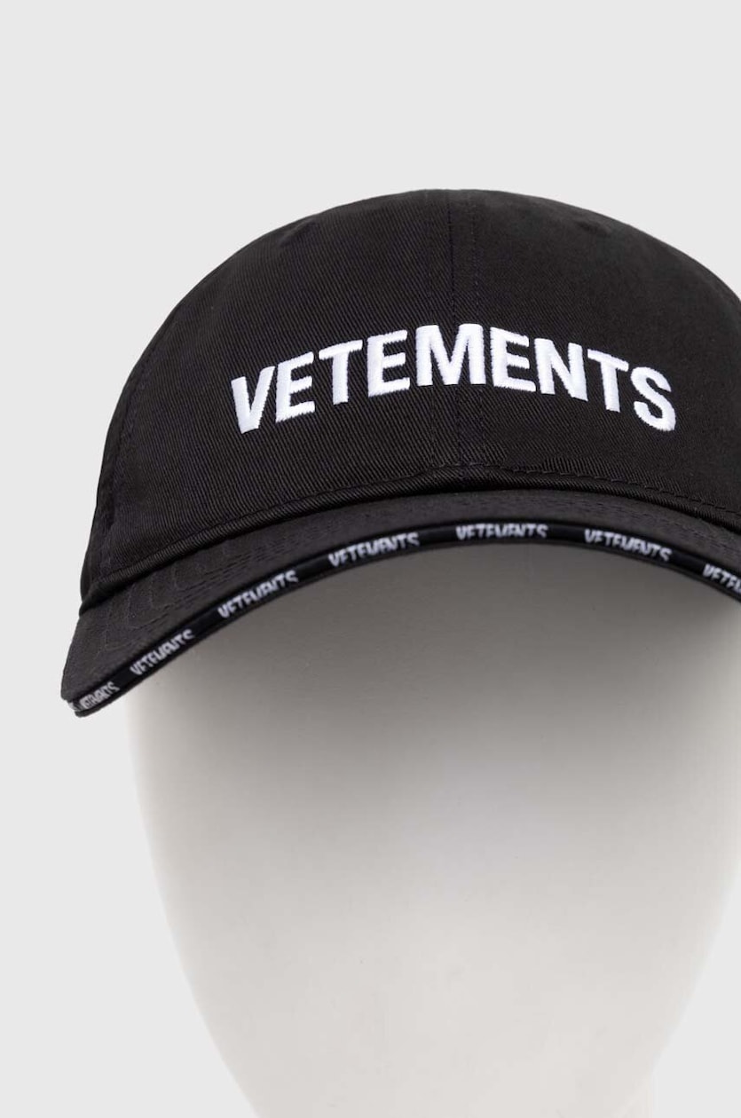 VETEMENTS cotton baseball cap Iconic Logo Cap PRM EU VETEMENTS cotton baseball cap Iconic Logo Cap PRM EU